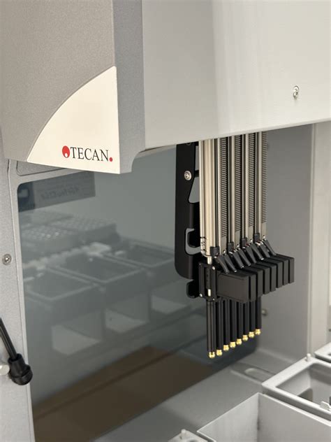 Labstuff Eu Tecan Fluent 780 Liquid Handler With Computer Software
