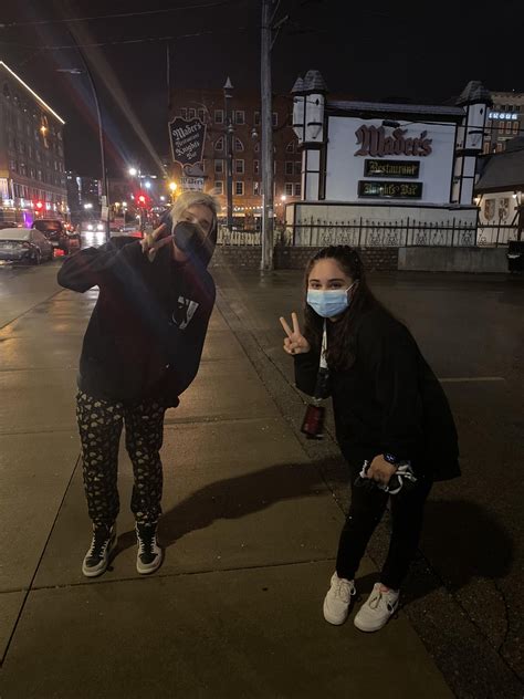 Ethan Took A Pic With Me 🥹 Hes Was Kind Enough To Take A Few Pics With People Waiting Outside