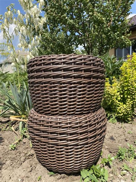 Кашпо изо ротанга — цена 450 грн в каталоге Горшки для растений Купить товары для дачи и сада по
