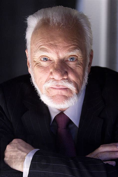 Малкольм МакДауэлл — биография фильмография фотографии актёра