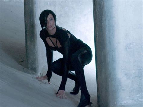 Æon flux Charlize Theron Wallpaper 1693473 Fanpop