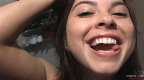 Kari Sweets Teases With Her Sexy Body On Cam Porn Pictures Xxx Photos