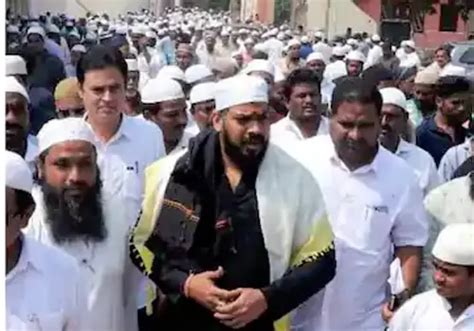 అయ్యప్ప దీక్షలో ముస్లిం టోపీ మరో వివాదంలో మాజీ మంత్రి అనీల్ కుమార్ యాదవ్ Former Minister