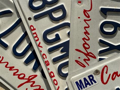 Design Of Californias Standard License Plate Will Stay The Same