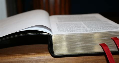 Thomas Nelson Kjv Personal Size Giant Print Deluxe Reference Bible