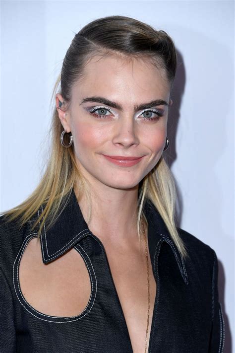 Cara Delevingne At 2nd Annual Girl Up Girlhero Awards In Beverly Hills