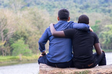 Mi Amigo Me Llev A Mi Primera Vez Citas Gay