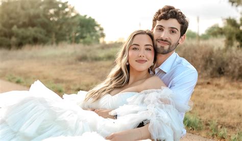 Brooke Weldon And Paul Garcias Wedding Website