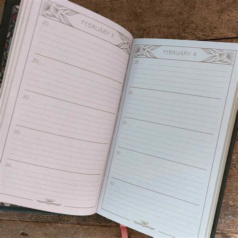 One Line A Day A Five Year Memory Book Closet And Botts