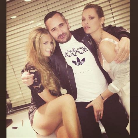 Paris And Katey Moss Grabbing Balls Kate Moss Paris Hilton Dj Kate