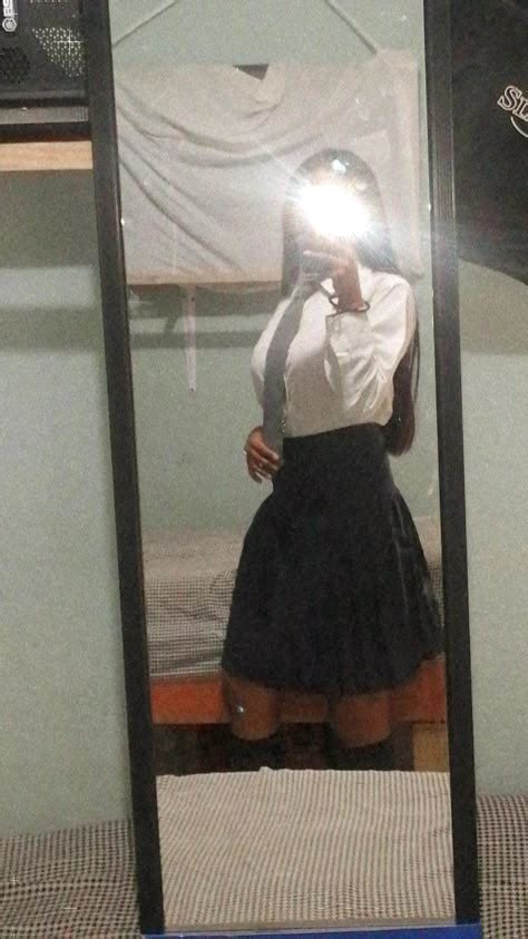 Chicas Con Uniforme Escolar