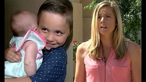 هذه المرأة صدمت عندما فتحت الباب و رأت أبن جيرانها ذو ال 5 سنوات يمسك