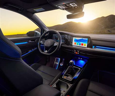 Volkswagen Golf R Interior