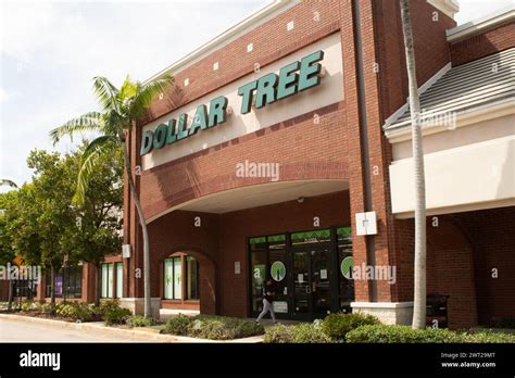 Plantation Usa 14th Mar 2024 A Dollar Tree Location In Plantation