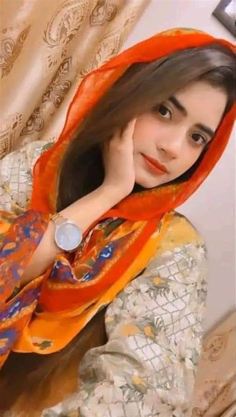 Pin By Tariq A Khan On Selfie Girly Photography Beautiful Smile