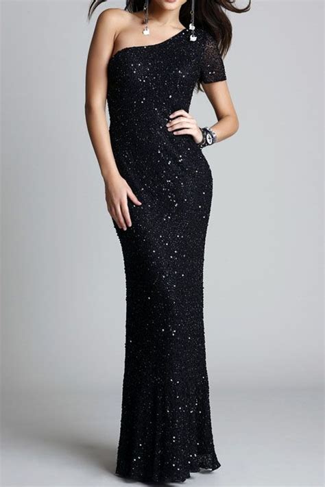 Beautiful Long Dresses For Both Parties And Special Events Day And