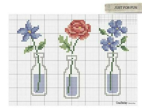Cross Stitch Pattern With Three Vases Kanaviçe Harfler Kanaviçe Kiti