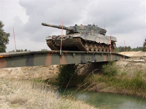 Tests Of Structural Subassemblies For Road And Building Machinery Obrum