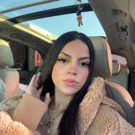 Euceda Carla Carla Michell E • Threads Say More