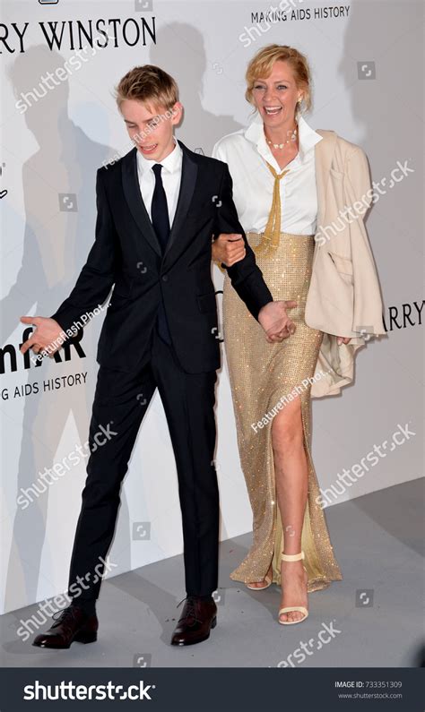 Uma Thurman Son Levon Roan Thurman Hawke Stock 53 Off