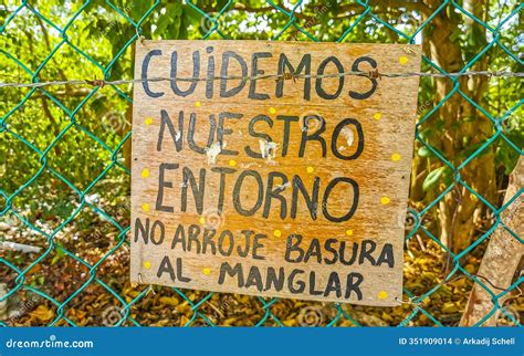 Park Sign And Information About Waste Pollution And Garbage Mexico