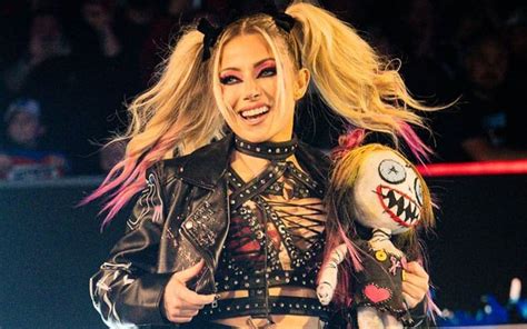 Alexa Bliss Wwe Return Was A Last Minute Shake Up—but At Someone Else