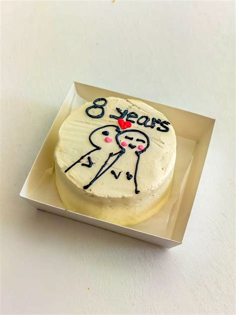 БЕНТО ТОРТА С502 Светът на Стела онлайн сладкарница