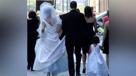 Royal Wedding Photographers Prepare For Nip Slips Wardrobe Malfunctions The Spoof