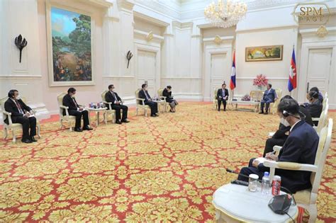 សម្ដេចតេជោ ហ៊ុន សែន ទទួលជួបពិភាក្សាការងារជាមួយប្រធានរដ្ឋសភា