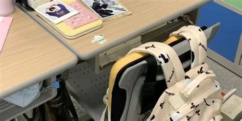 여고생 학교 책상상태 에펨코리아