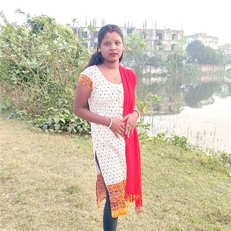 Rekha With Dancer Youtube