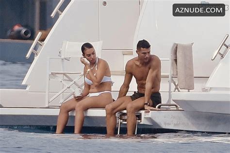 Georgina Rodriguez Sexy Seen With Cristiano Ronaldo Showing Off Her Hot