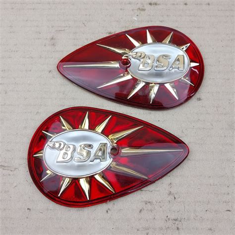 Bsa Tank Badges Red A50 A65 A7 A10 B40 C15 B25 C25 B44 D7 58 67 40 8014