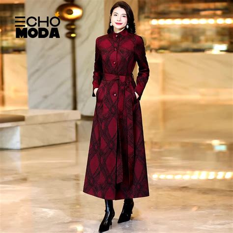 بالصور أجمل معاطف نسائية شتوية كلاسيكية طويلة ومتوسطة 2026