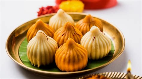 5 Most Famous Food Of Maharashtra You Must Try