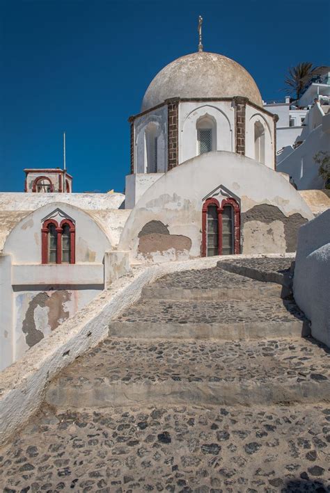Santorini Greece White Walls And Arches