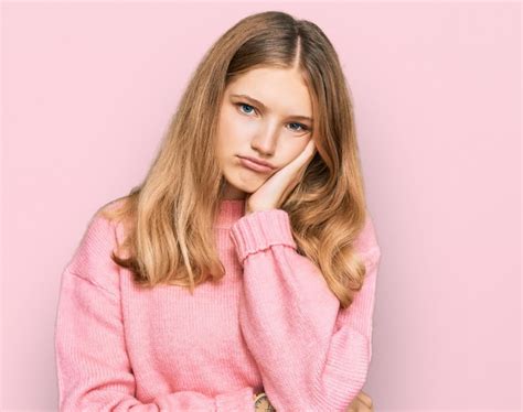 Schönes Junges Kaukasisches Mädchen Das Einen Lässigen Winterpullover
