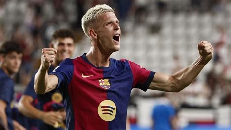Dani Olmo éclaire Le Fc Barcelone Pour Son Premier Match Justfootball