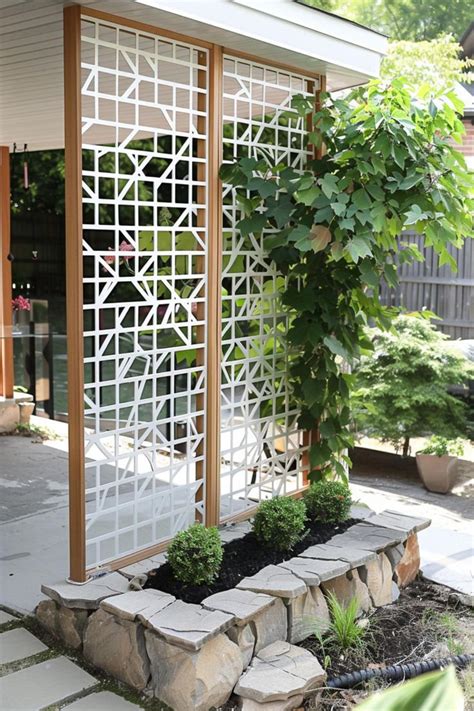 19 Garden Trellis Ideas That Provide Privacy And Style In One Go