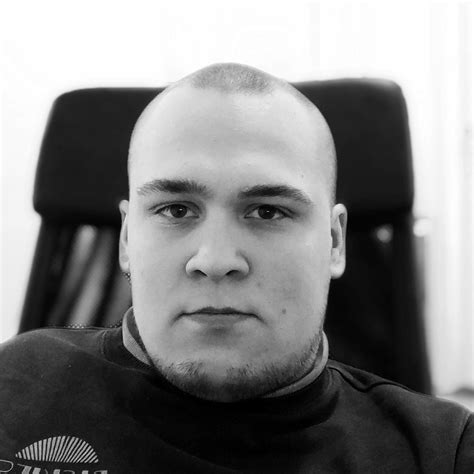 About Olli Oikarinen Medium