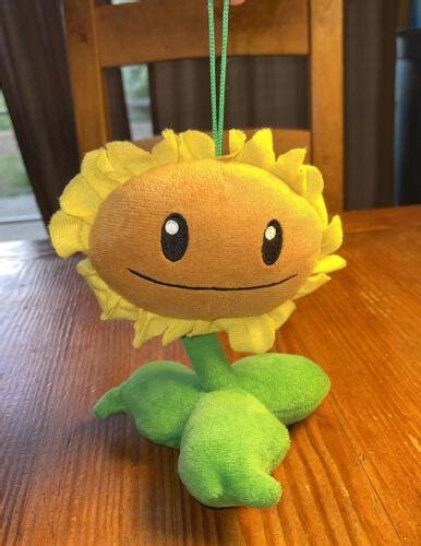 Plants Vs Zombies Pvz Plush Sunflower 7 2010 Original Stuffed Toy