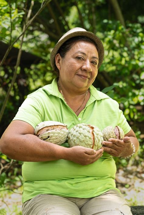 Descubre Dónde Y Cómo Se Cultivan Las Anonas Más Sabrosas De El