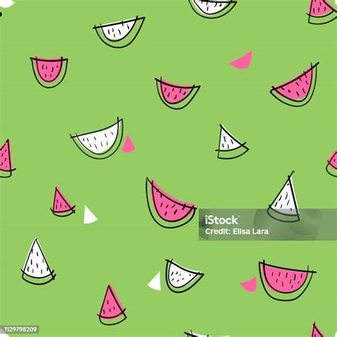 원활한 손으로 그린된 수 박 패턴입니다 녹색 배경입니다 수박에 대한 스톡 벡터 아트 및 기타 이미지 수박 연속무늬 과일