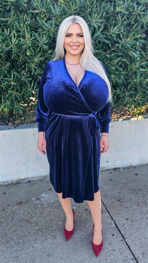 Nina Phoenix 👑 Uninaphoenix Reddit