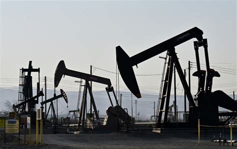 World Bank Predicts Oil Glut To Trigger Commodity Price Drop