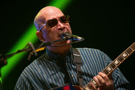 Herbert Vianna é Internado Com Pneumonia Bacteriana