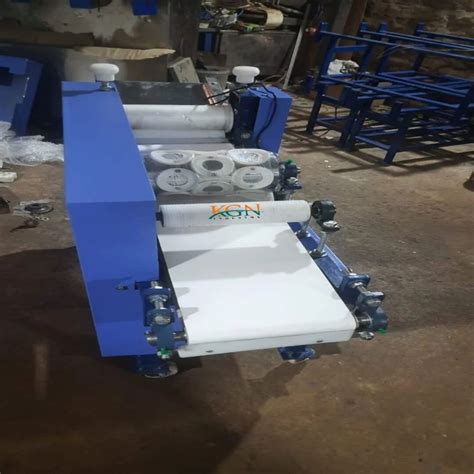 Automatic Momo Cutting Roti Momo Wrapper Making At Rs 38500piece Nangloi New Delhi Id