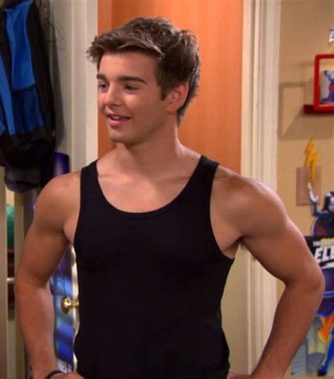 Les Thundermans Nickelodeon The Thundermans Saitama Jack Griffo Carlos Resident Evil Max