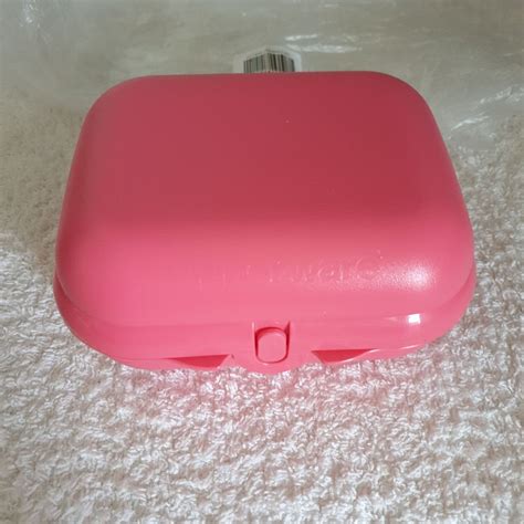 Se Produkter Som Liknar Tupperware Burk Mellan Babuska På Tradera 670303558