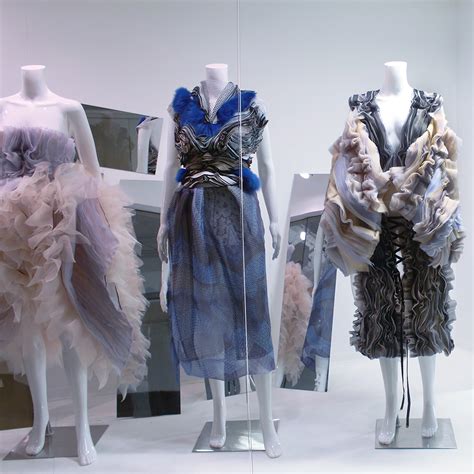 Rong Zhang Saic Design Show 2017